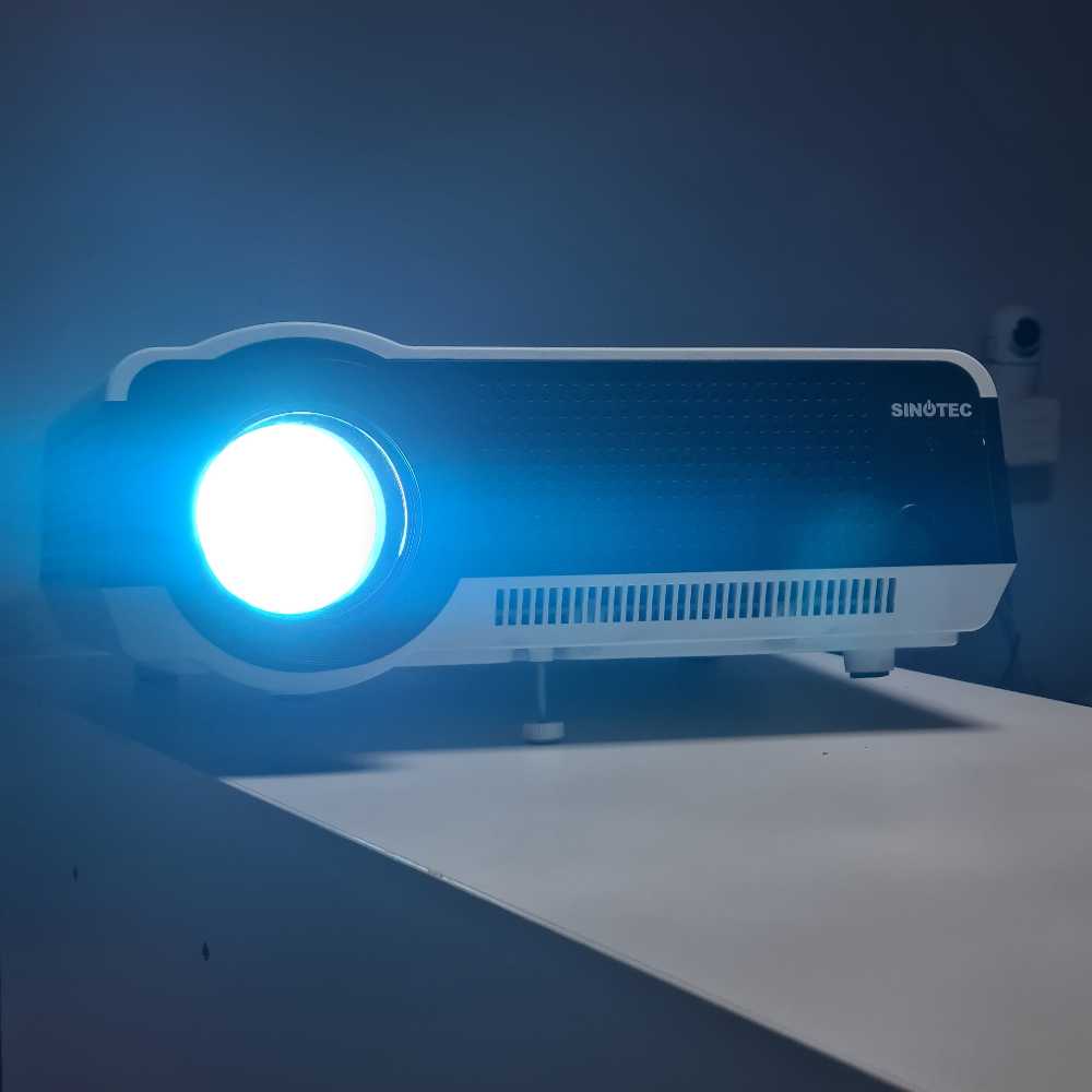 Projectors - Sinotec Projector (needs attention) was sold for 205.00 on ...