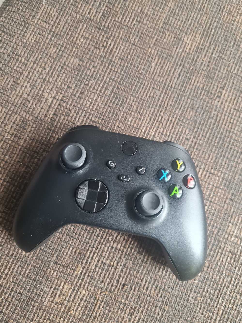 Controllers & Remotes - Xbox Series Wireless Controller - Carbon Black ...