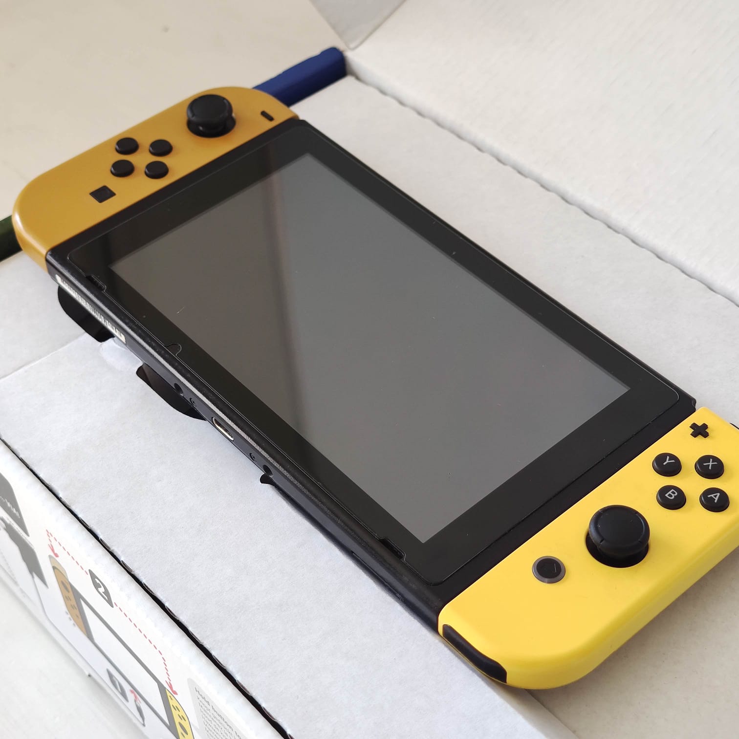 Nintendo - Nintendo Switch Let`s go Pikachu and Evee limited edition console +box for sale in ...