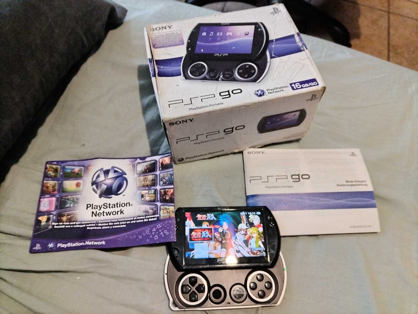 PlayStation - Psp Go, boxed was listed for 2,200.00 on 23 Jul at 19:48 ...