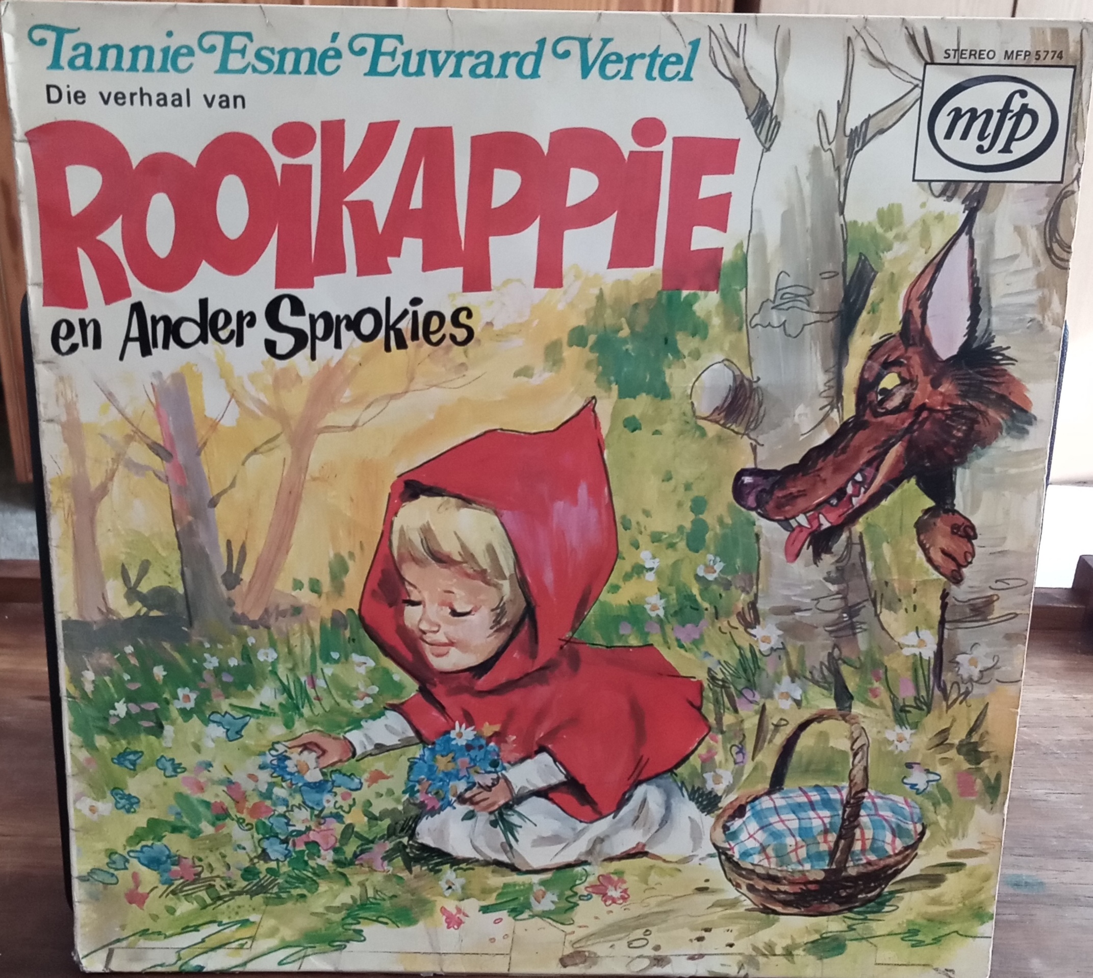 Afrikaans - TANNIE ESME EUVRARD VERTEL DIE VERHAAL VAN ROOIKAPPIE LP ...