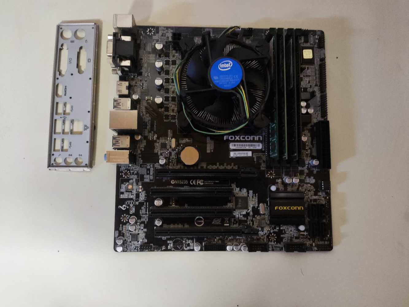 Motherboard & CPU Bundles - i7 4790 Upgrade Combo**H97 Foxconn 4 Ram ...