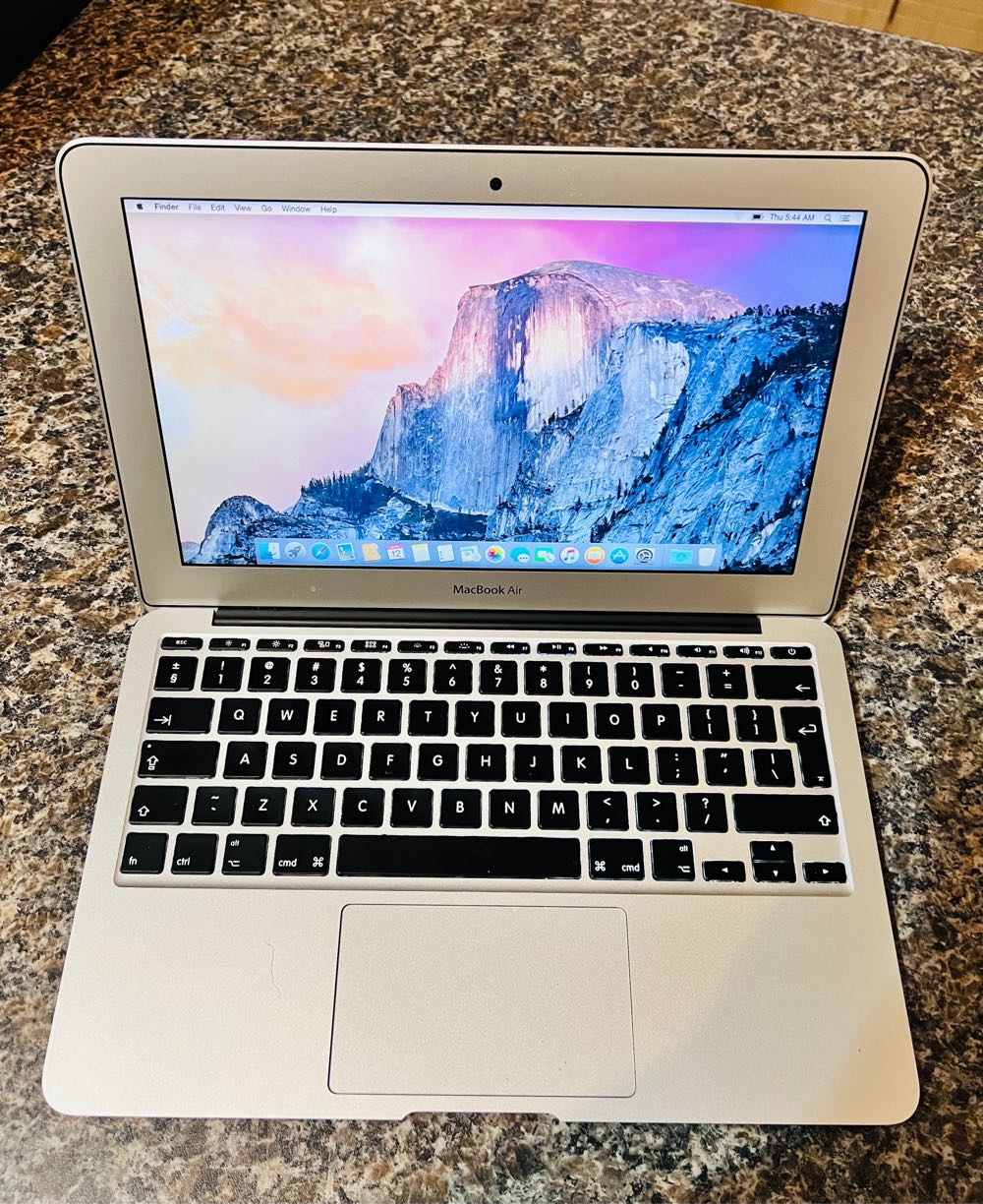 Apple Laptops - MacBook Air for sale in Pretoria / Tshwane (ID:618167959)