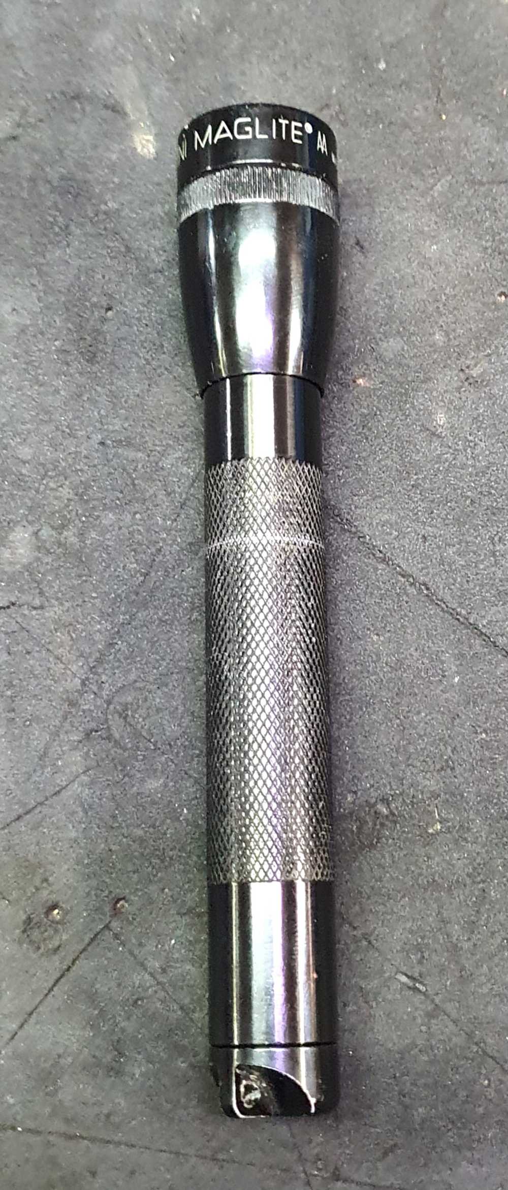 Lighting & Lasers - Mag lite AA torch for sale in Durban (ID:609448039)