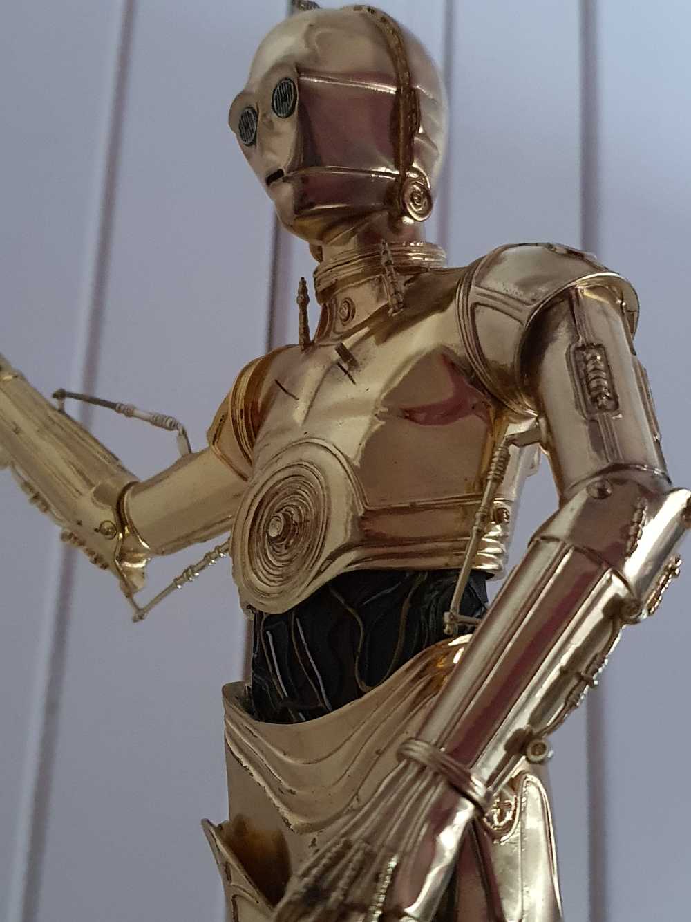 Collectable Figurines - Star Wars Gentle Giant Ltd Gold Plated C-3PO ...